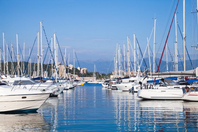 Best Practices for Running a Marina - Mariners General Insurance Group Best Practices for Running a Marina - Mariners General Insurance Group