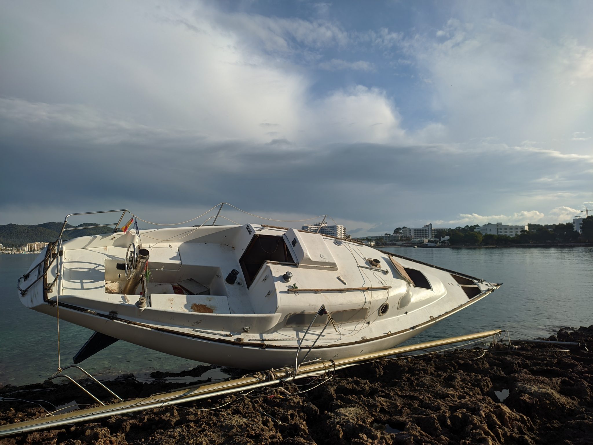 Understanding the Costs of Yacht Insurance - Mariners General Insurance ...