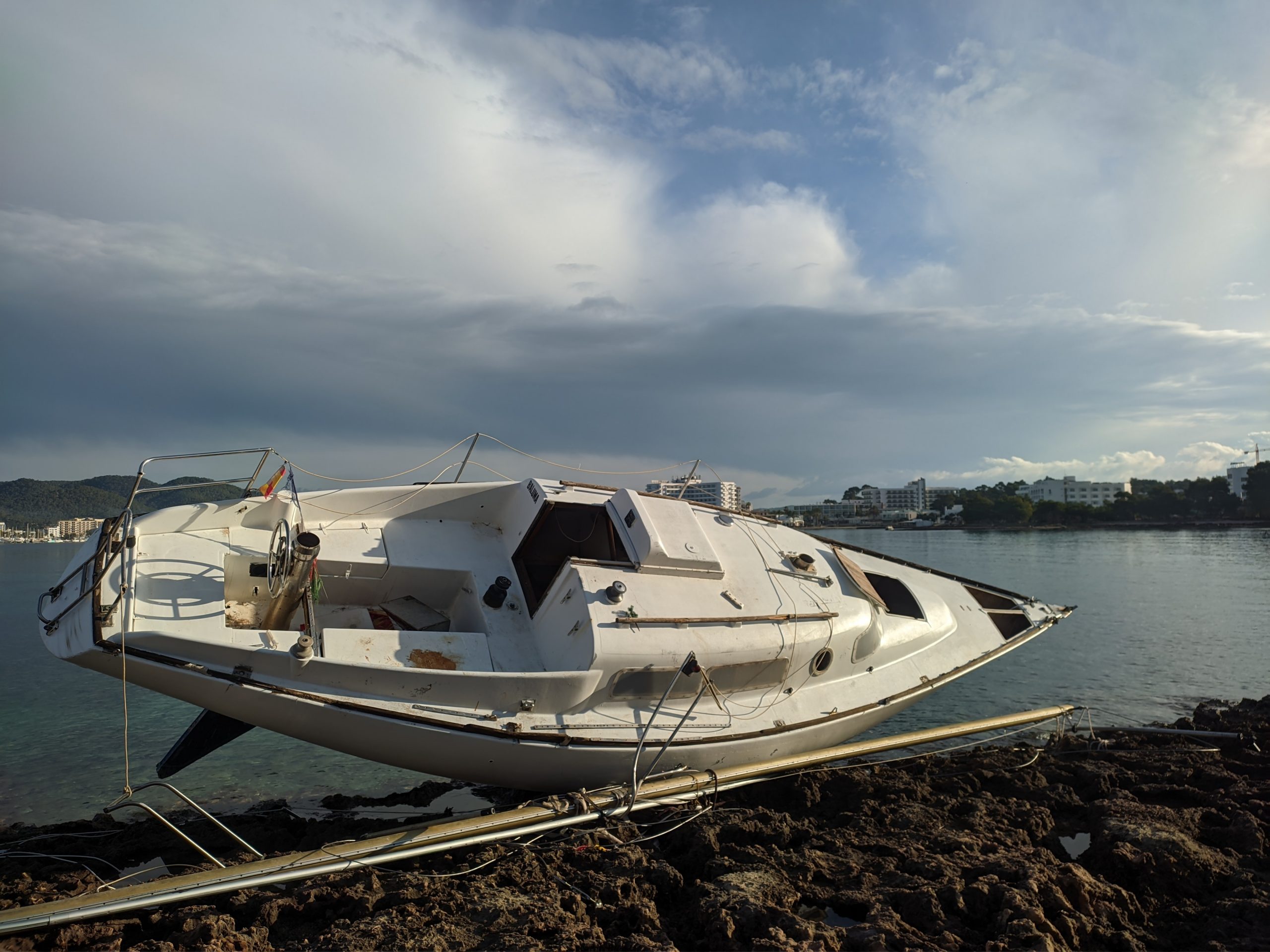 Understanding the Costs of Yacht Insurance - Mariners General Insurance ...